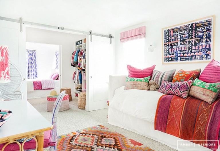10 Inspiring Shared Room Layouts for Girls & the Perfect Bedding for ...